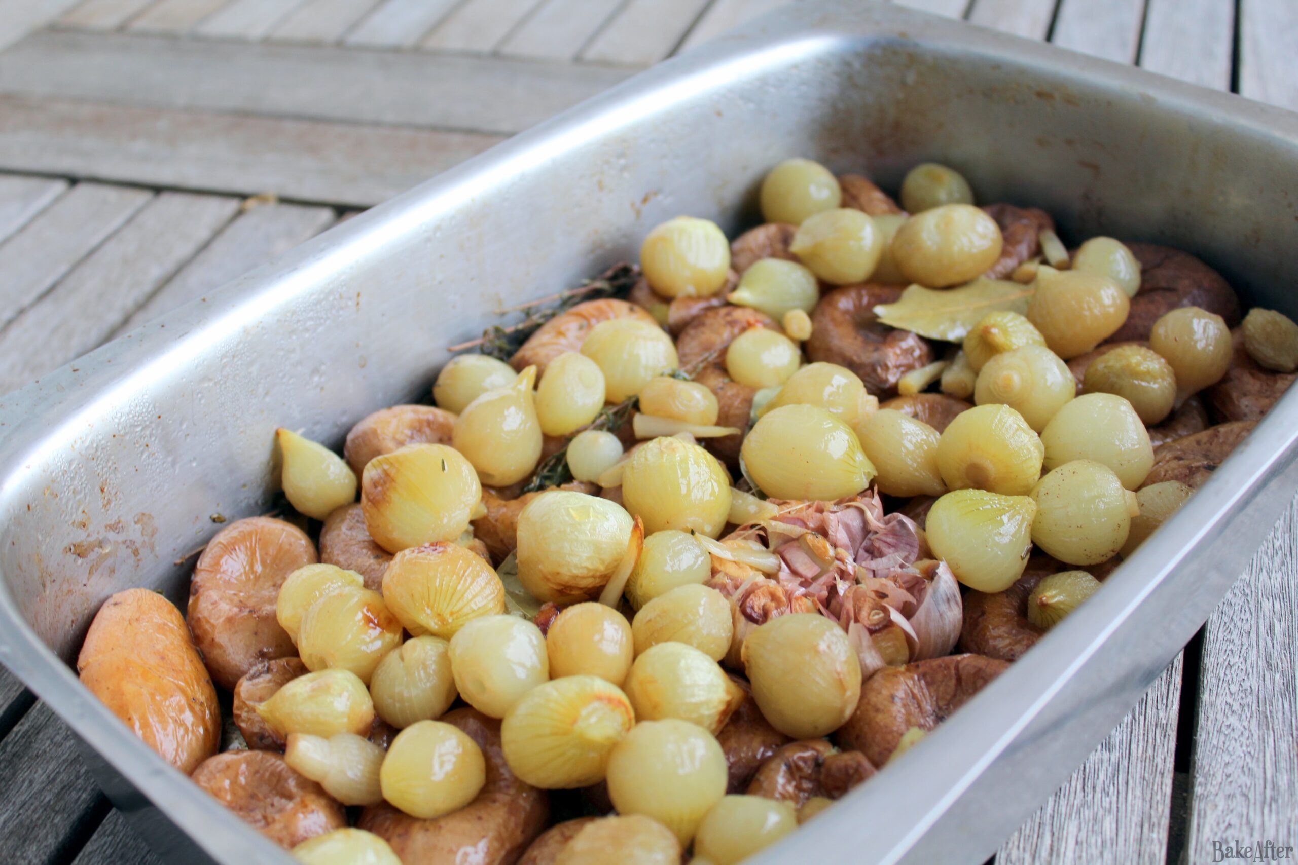 Roasted New Potatoes • Batatas Novas a Murro · Bake After Recipe