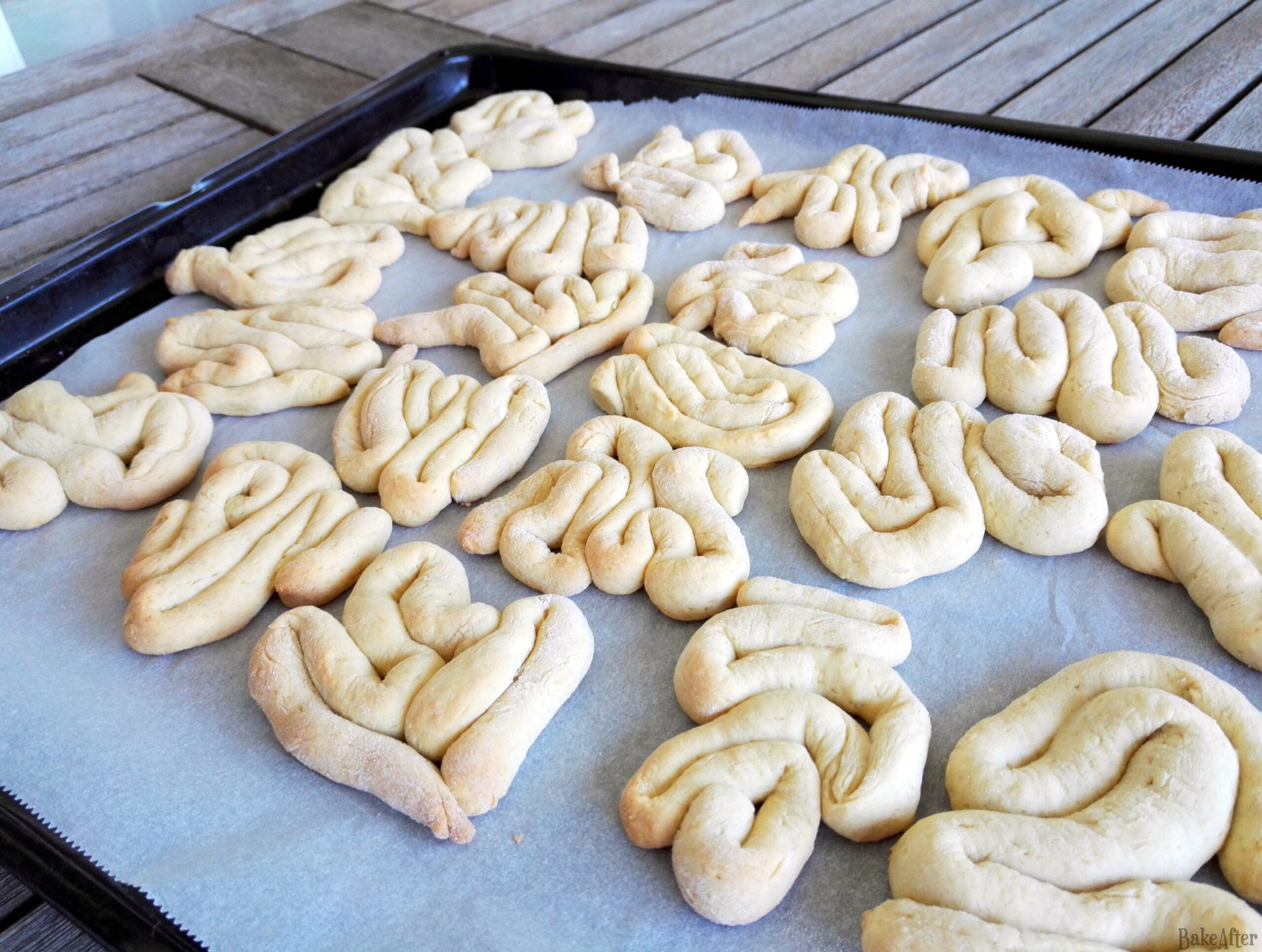 Aveiro Crispy Cookies • Raivas de Aveiro · Bake After Recipe