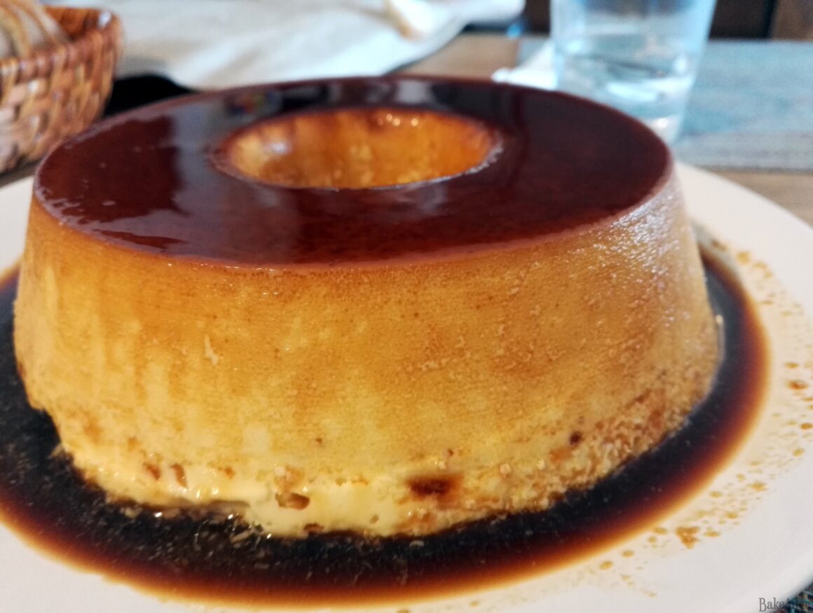 Fresh Carrot Cupcakes · BakeAfter