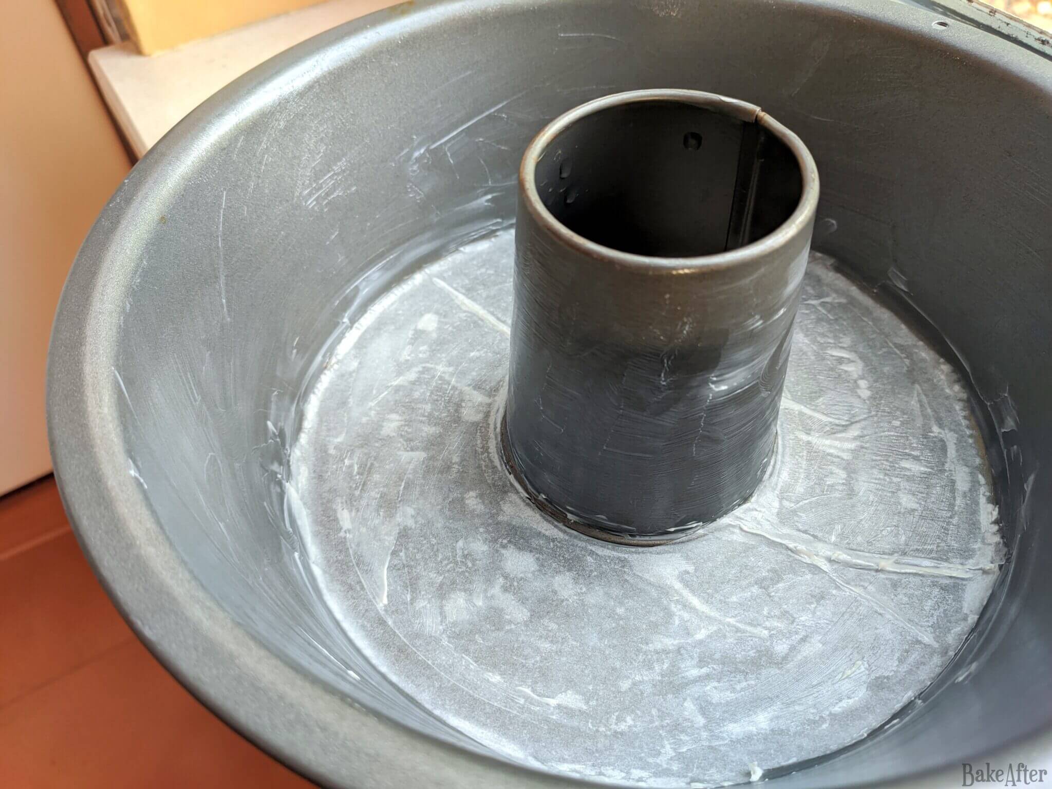 Portuguese Meringue Pudding with Caramel • Molotof · Bake After Recipe