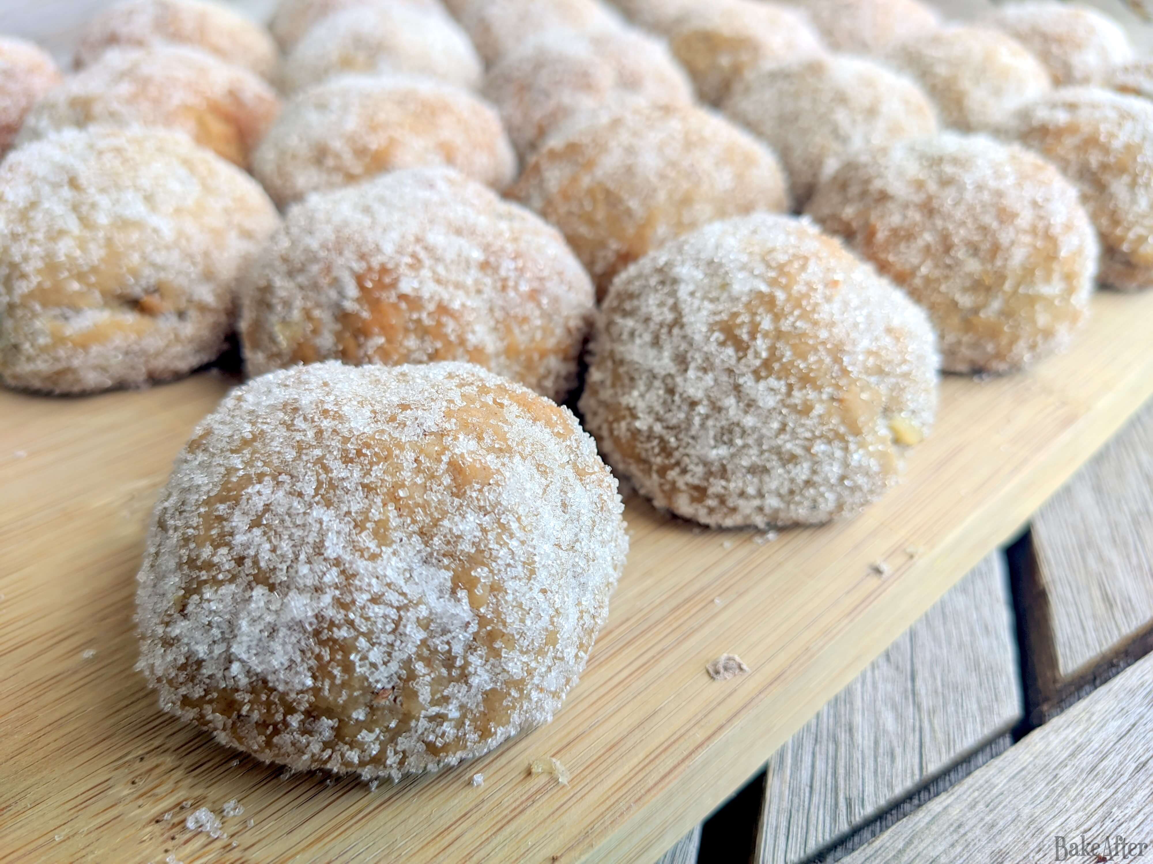 Portuguese Holiday Spice Cookies with Mixed Nuts • Broas Podres de ...