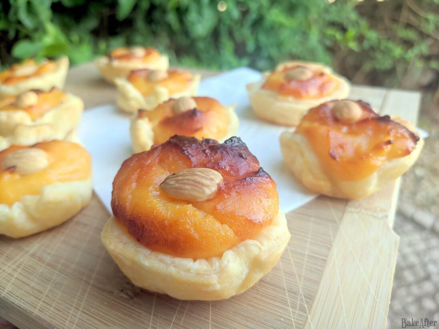 Mini Sweet Vanilla Triangle Cheese Tarts · Bake After Recipe